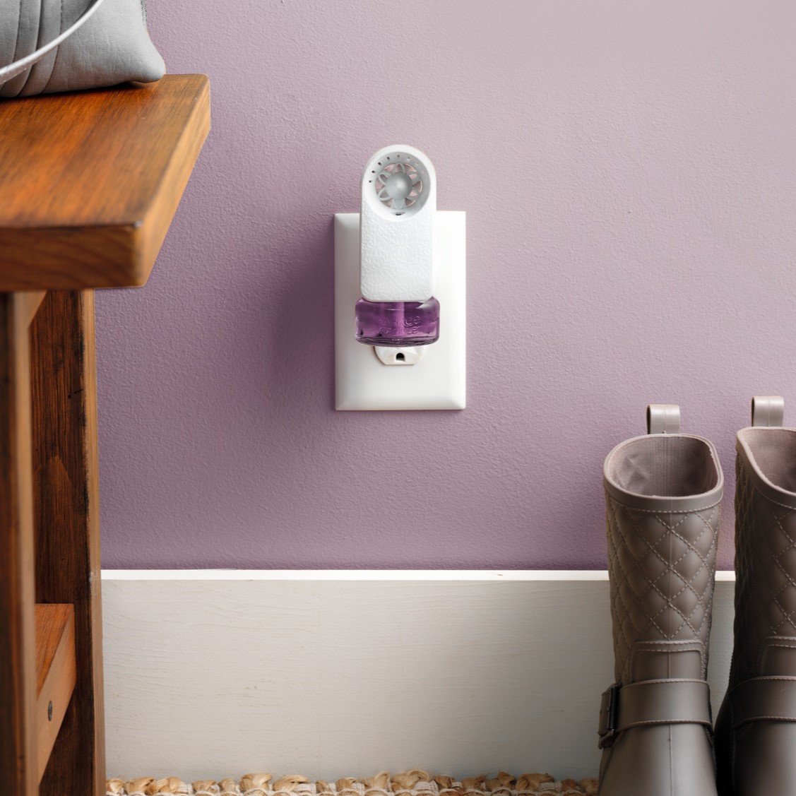 Wall-to-Wall Fragrance | Countryside Mall